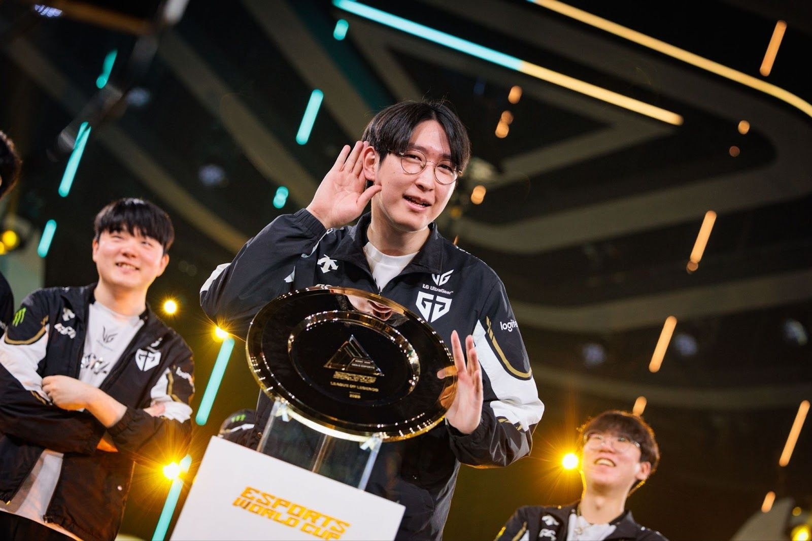 League of Legends at EWC 25 Winners: Gen.G Stay On Top