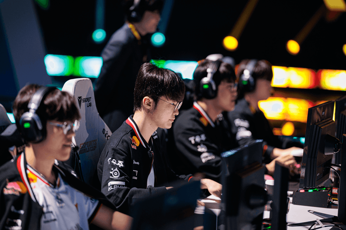 KT Rolster and T1’s unbelievable clash at LoL Worlds 2025